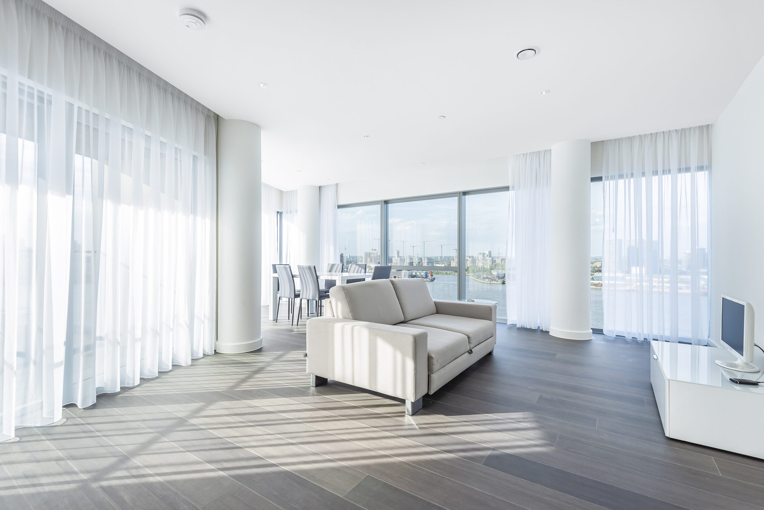 No.1 Upper Riverside, 18 Cutter Lane, Greenwich Peninsula, SE10 ...